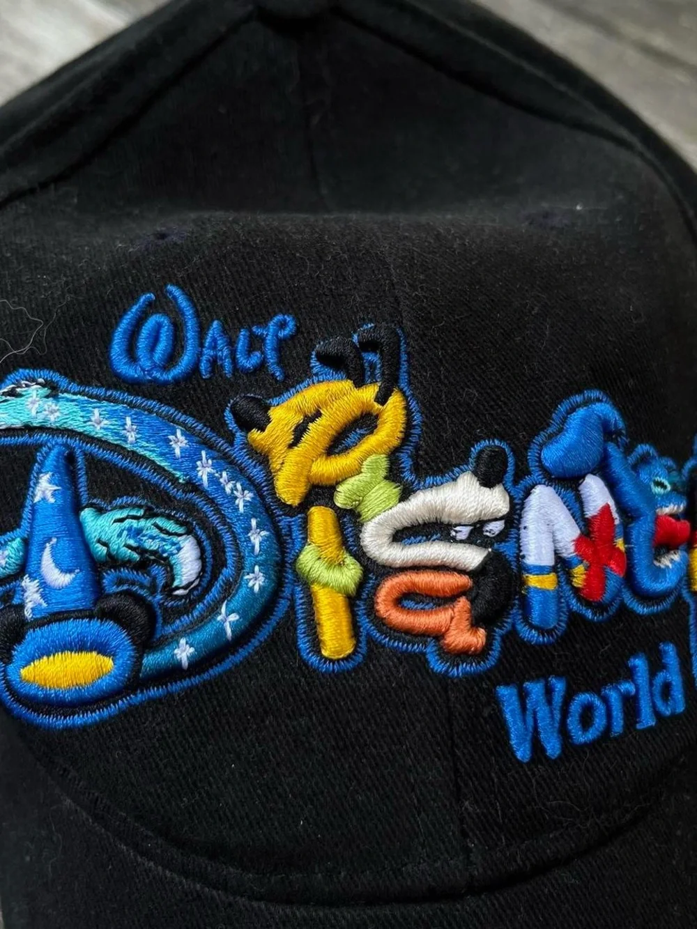 Disney | Accessories | Walt Disney World Embroidered Baseball Hat ...